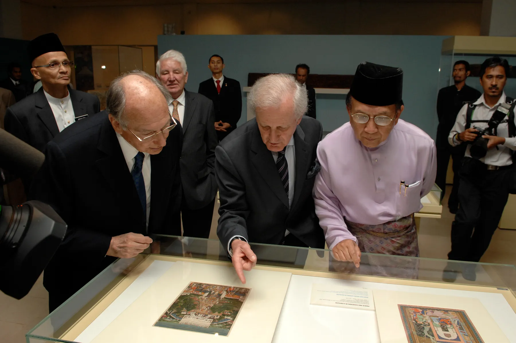 Aga Khan Museum exhibition opens in Kuala Lumpur, Malaysia