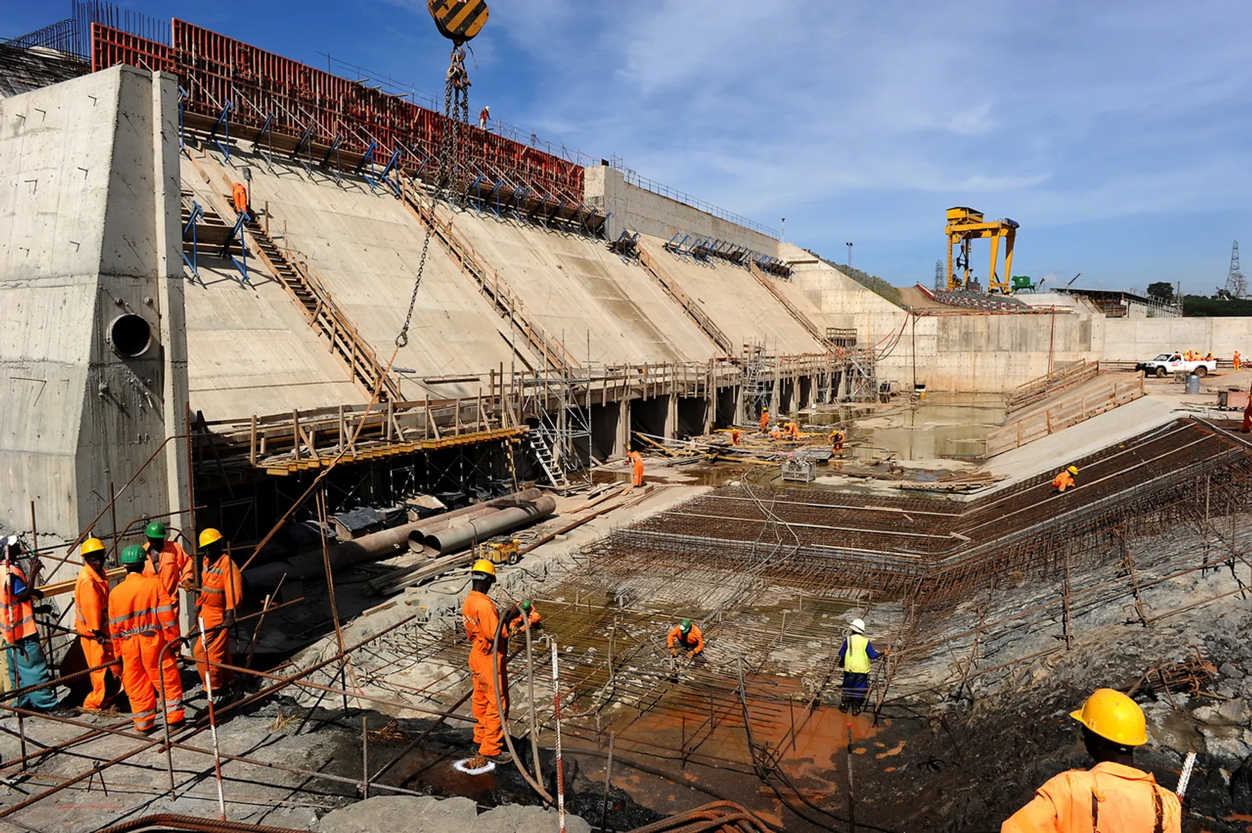 Uganda: Bujagali dam work starts - AKDN