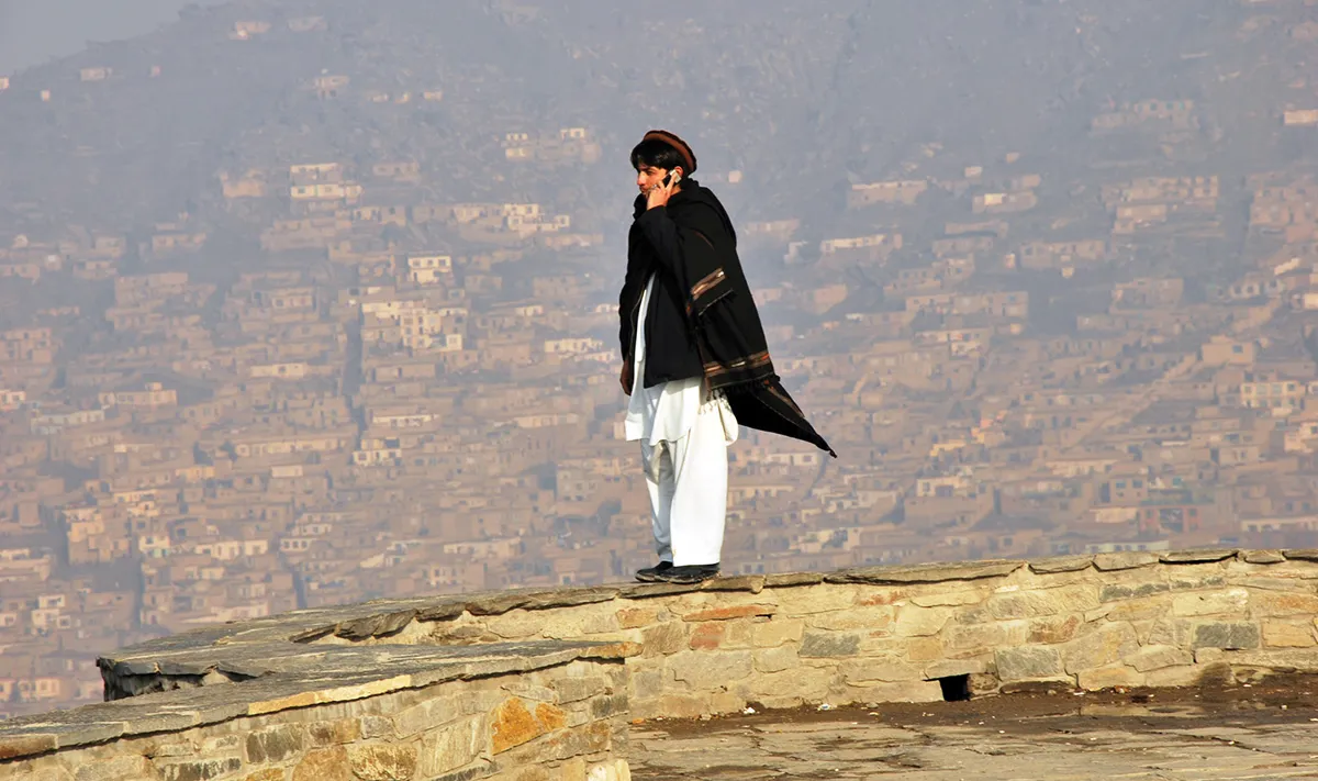 Roshan inaugurates the opening of its newly redesigned store in Kabul