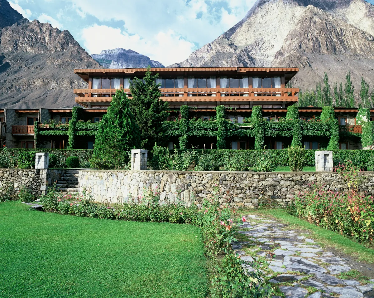 Almost half of surveyed households in 290 GB villages located in ...