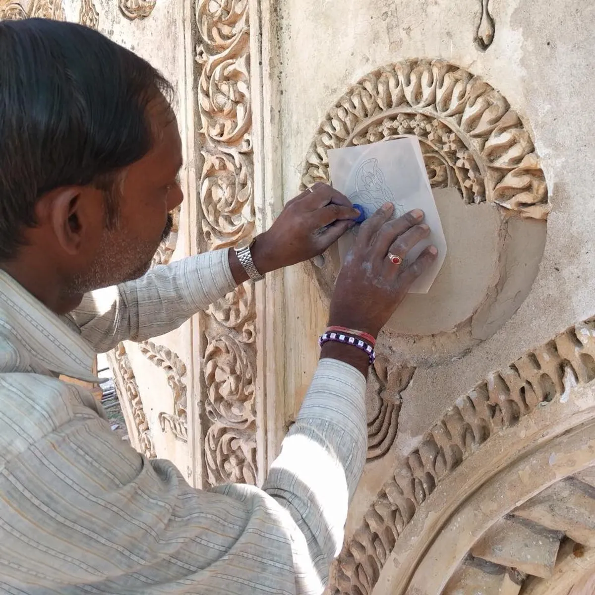 Telangana government signs pact with Aga Khan Trust for Culture