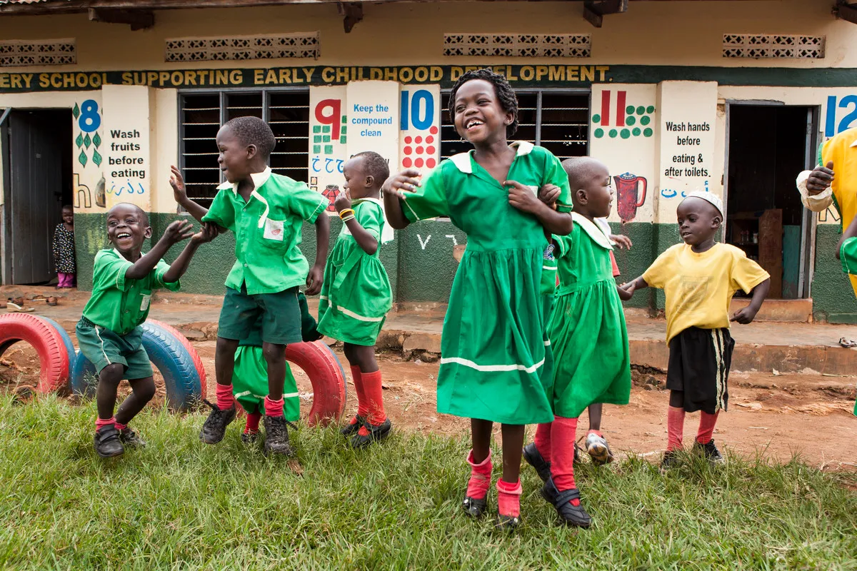 Ismaili Muslim community hosts Iftar, urges parents on education