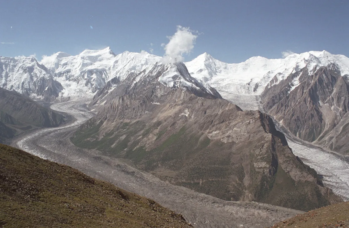 Glacier growing - AKDN