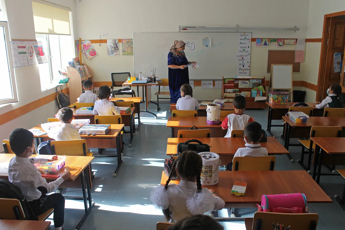 Exposure visits for Tajik school directors in AKF's Education ...