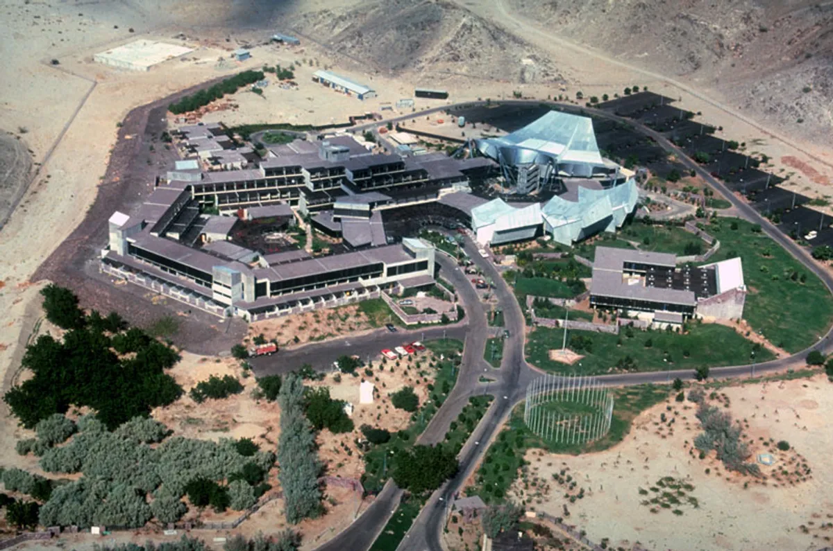 Ambassador Hirji discusses Afghan peace process with Minister Naderi