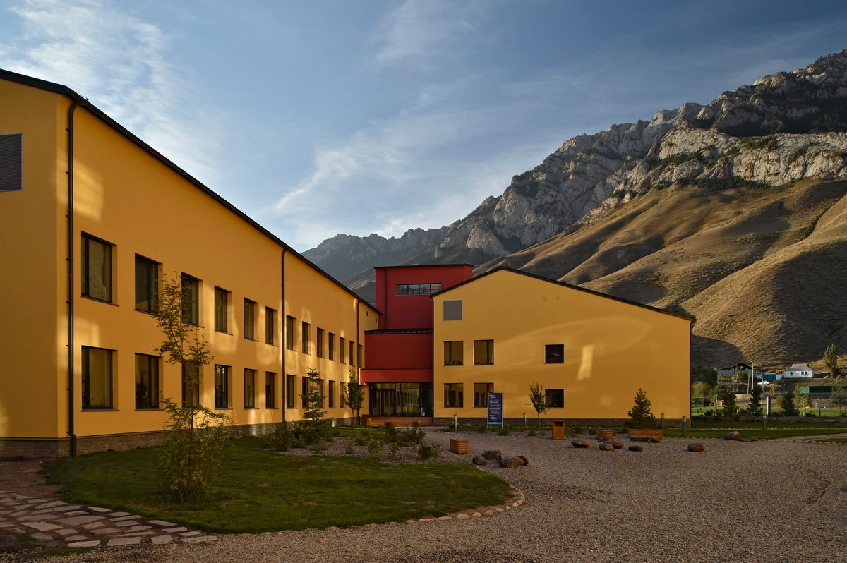 The University of Central Asia will send its best bachelors to TSU