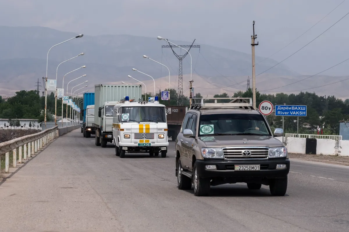 The Aga Khan Agency for Habitat participates in an inter-agency refugee ...