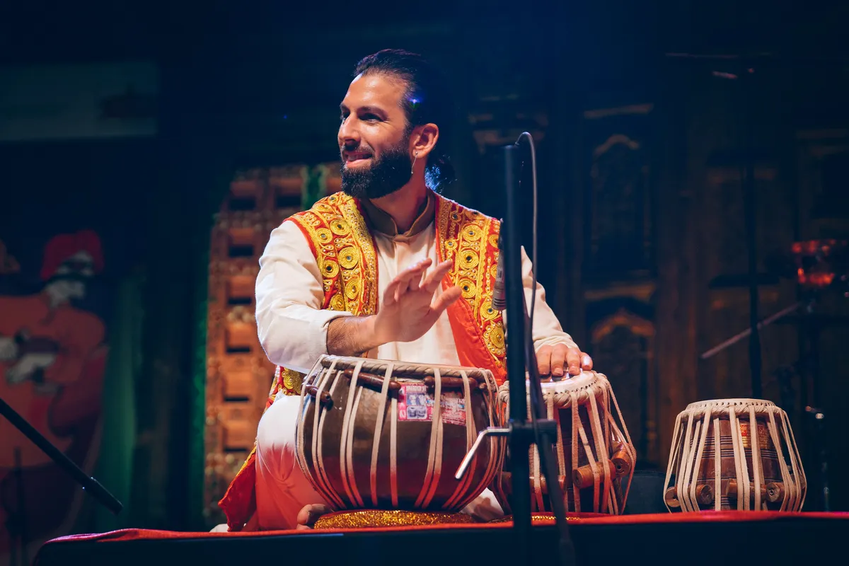 Online Projects and Digital Archive - AKDN