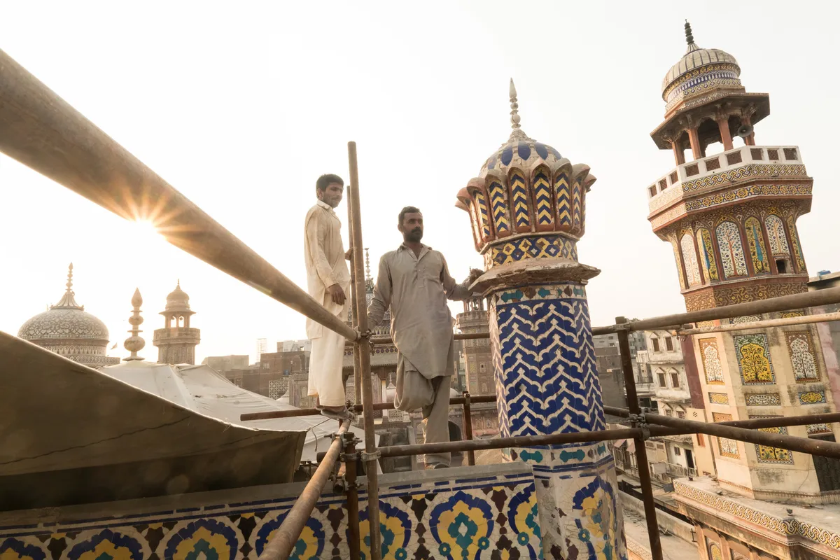 Heritage and Renewal in the Walled City of Lahore - AKDN