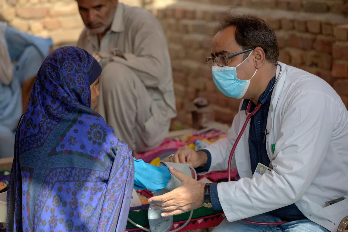 Healthcare camps help 45,000 people in Pakistan floods