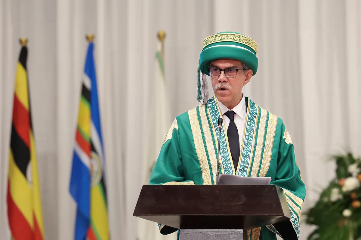 Discurso do Presidente Sulaiman Shahabuddin na Cerimónia de Entrega de ...